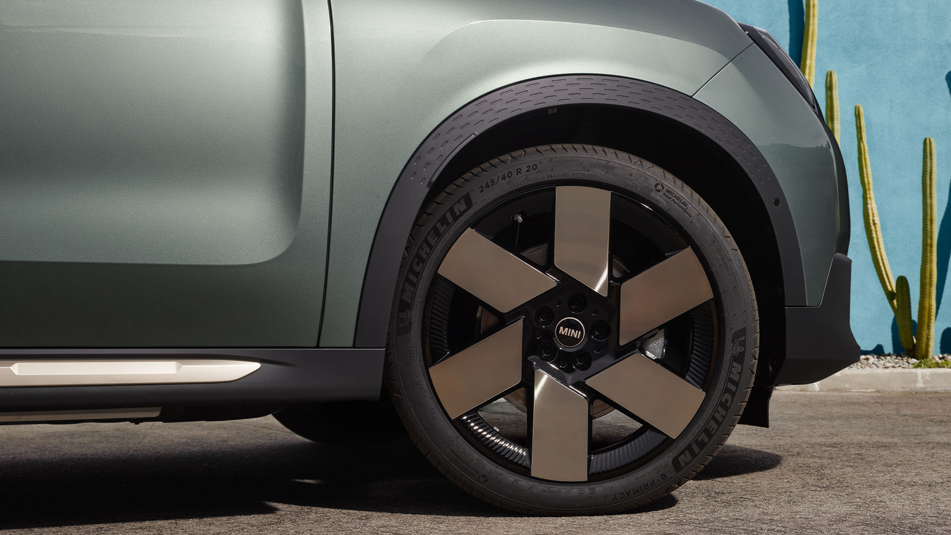 All-electric MINI Countryman｜MINI Japan