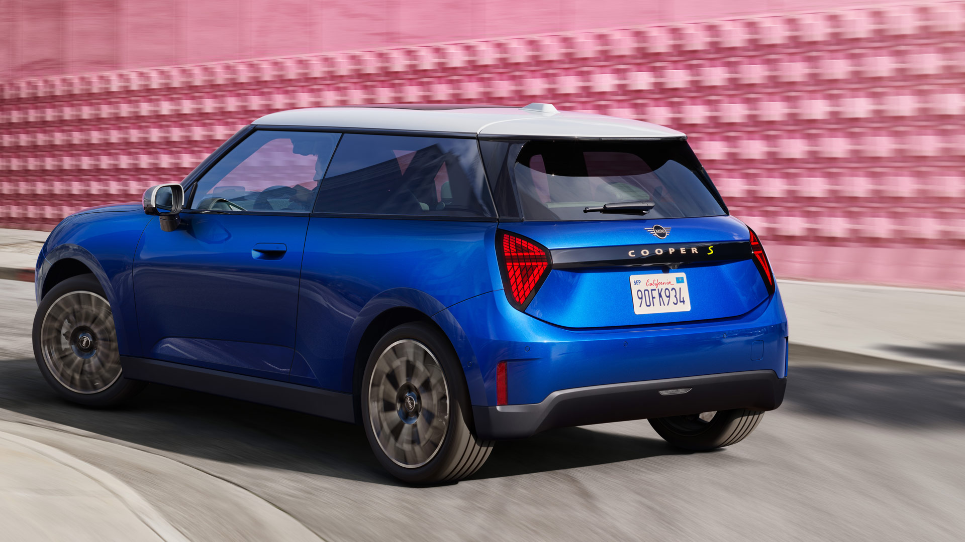 The New All-Electric MINI Cooper.｜MINI Japan