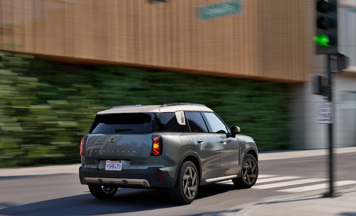 MINI CONNECTED UPGRADES. 毎日のドライブに、いつも以上の充実を。 | MINI Japan