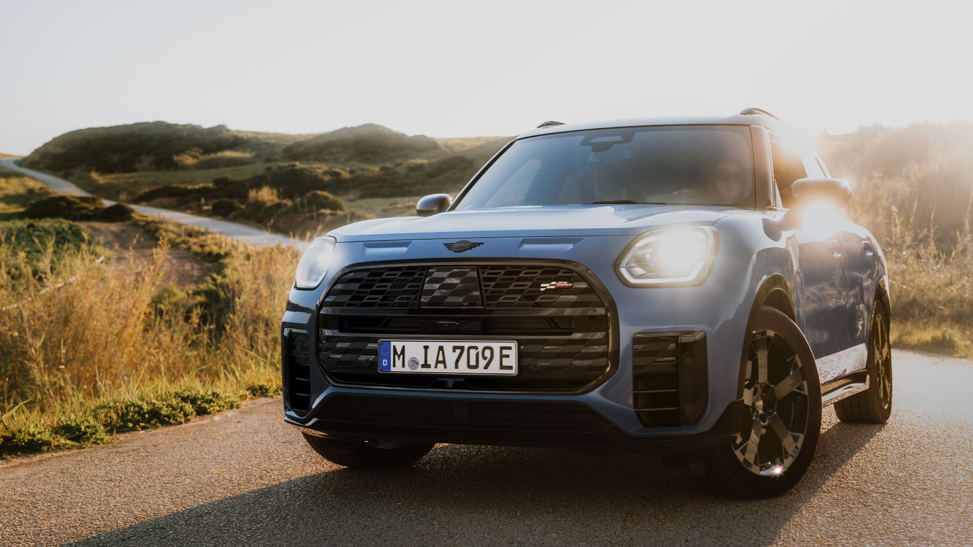 MINI COUNTRYMAN SLATE BLUE DEBUT FAIR.｜MINI Japan