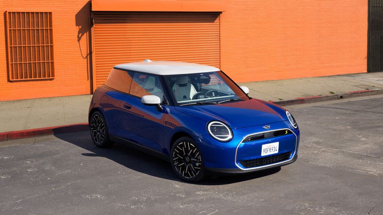 MINI 自動車保険 | MINI Japan – MINI ファイナンシャル・サービス | MINI Japan