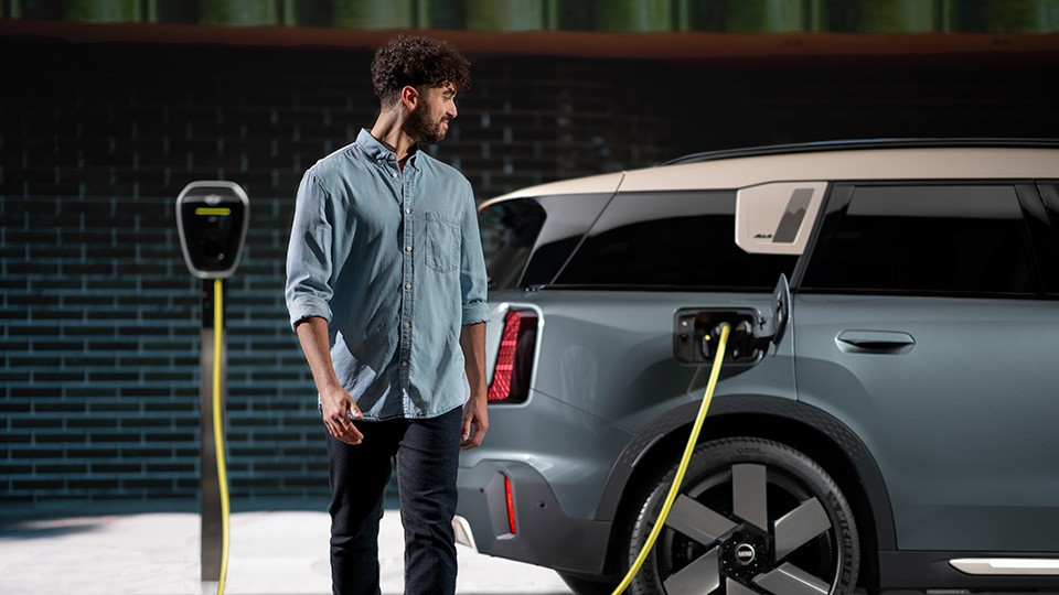 MINI ELECTRIC - MINI ELECTRIC FAMILY｜MINI Japan