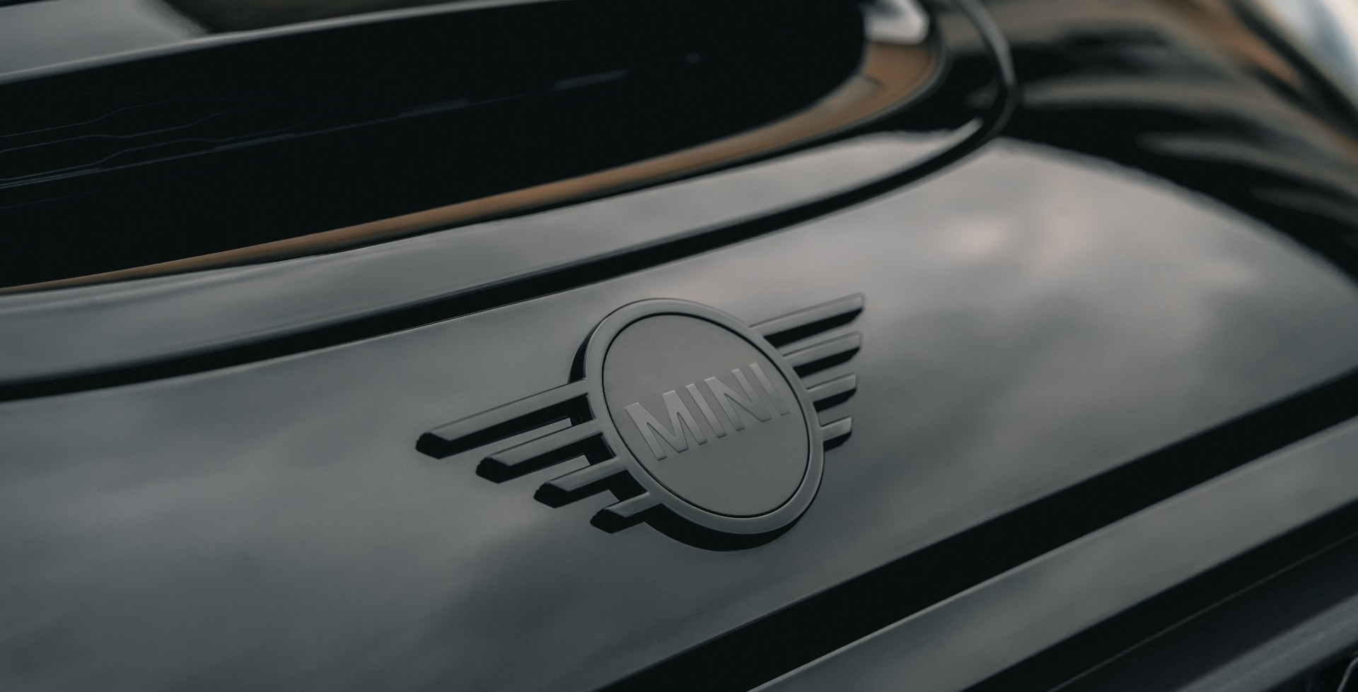 MINI SHADOW EDITION.｜デザイン＆ハイライト｜MINI Japan